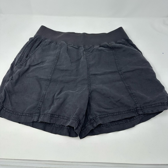 Faherty | Shorts | Nwot Faherty Arlie Day Linen Blend Shorts Gray Pull ...